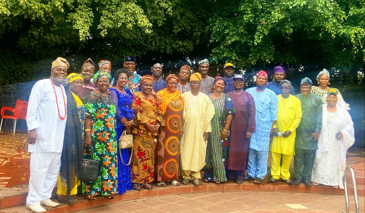 2023: Senator Ashiru Inaugurates Campaign committee